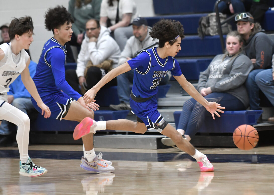 Muncy wins battle of wills against South in district quarterfinal ...